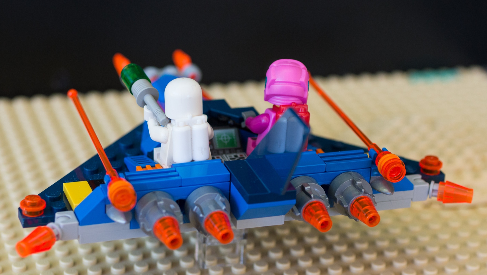 LEGO IDEAS - LEGO Moments in Space - From one generation to the next: 2 ...