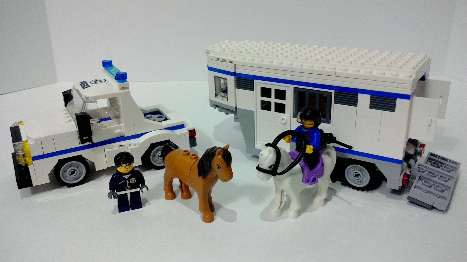 LEGO IDEAS - Product Ideas - City Police Horse Trailer