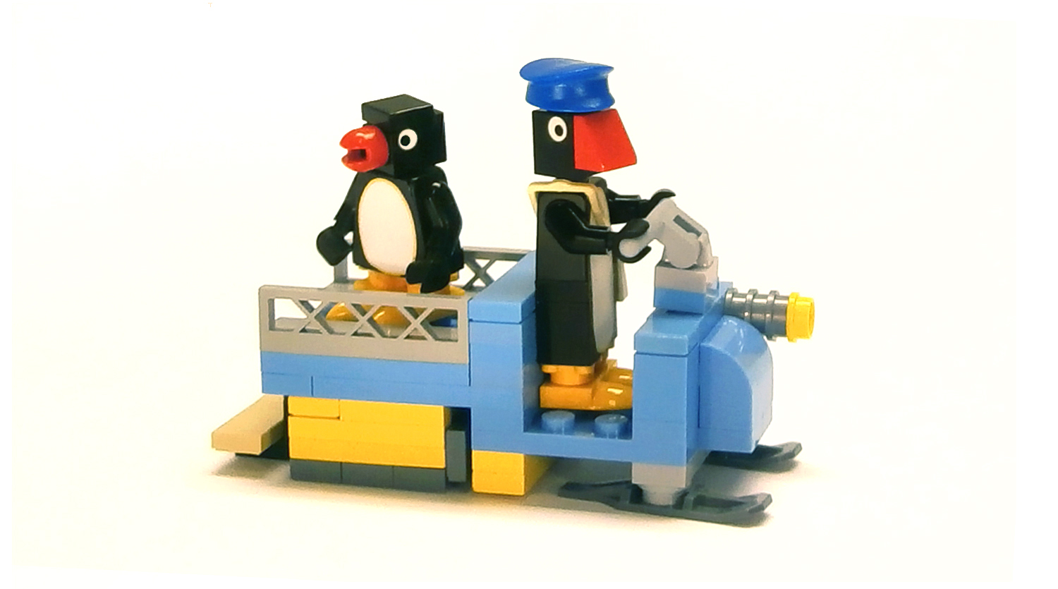 An ordinary day for LEGO Pingu : r/lego