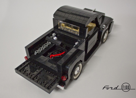LEGO IDEAS - LEGO FORD F-150 - 1:18