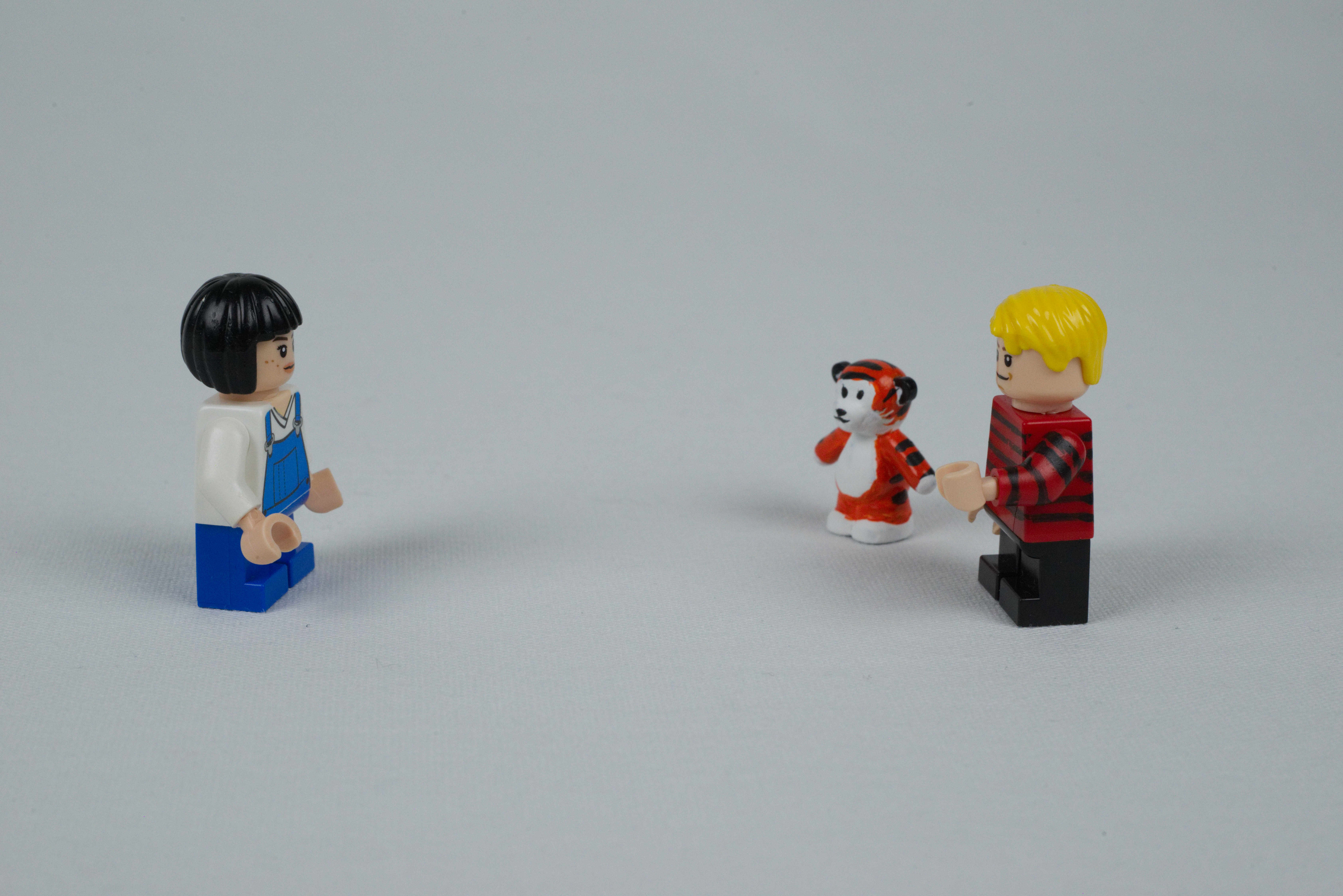 LEGO Calvin and Hobbes : r/lego