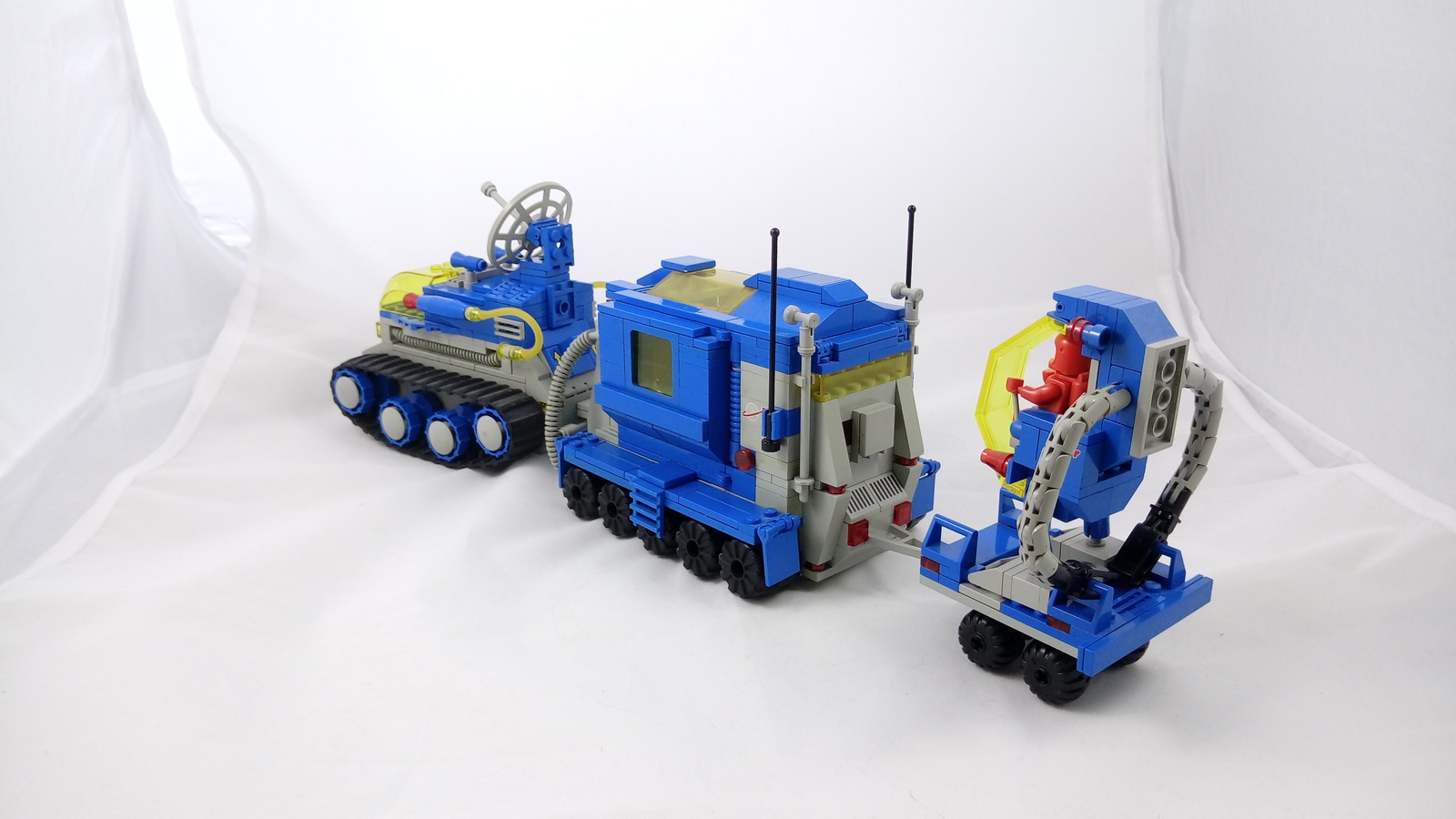 LEGO IDEAS - Product Ideas - Classic Space Mobile Laboratory