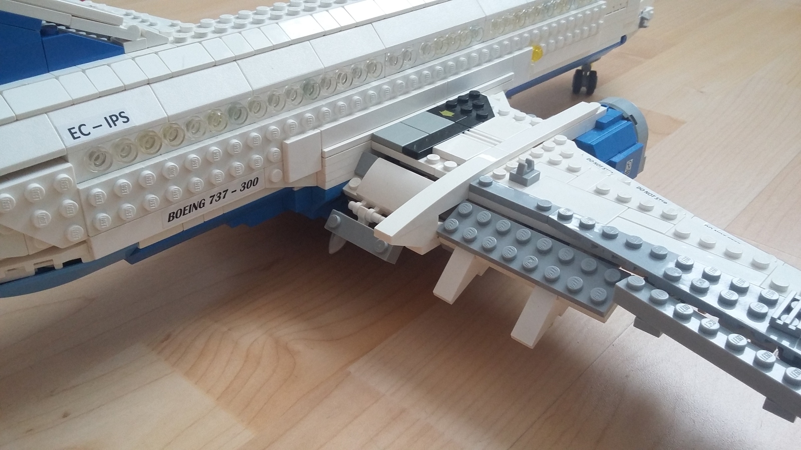 LEGO IDEAS - Product Ideas - BOEING 737-300