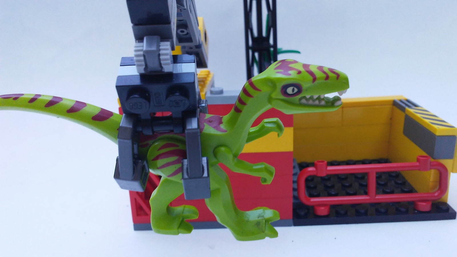 LEGO IDEAS - Product Ideas - Jurassica: Small Raptor Containment Unit