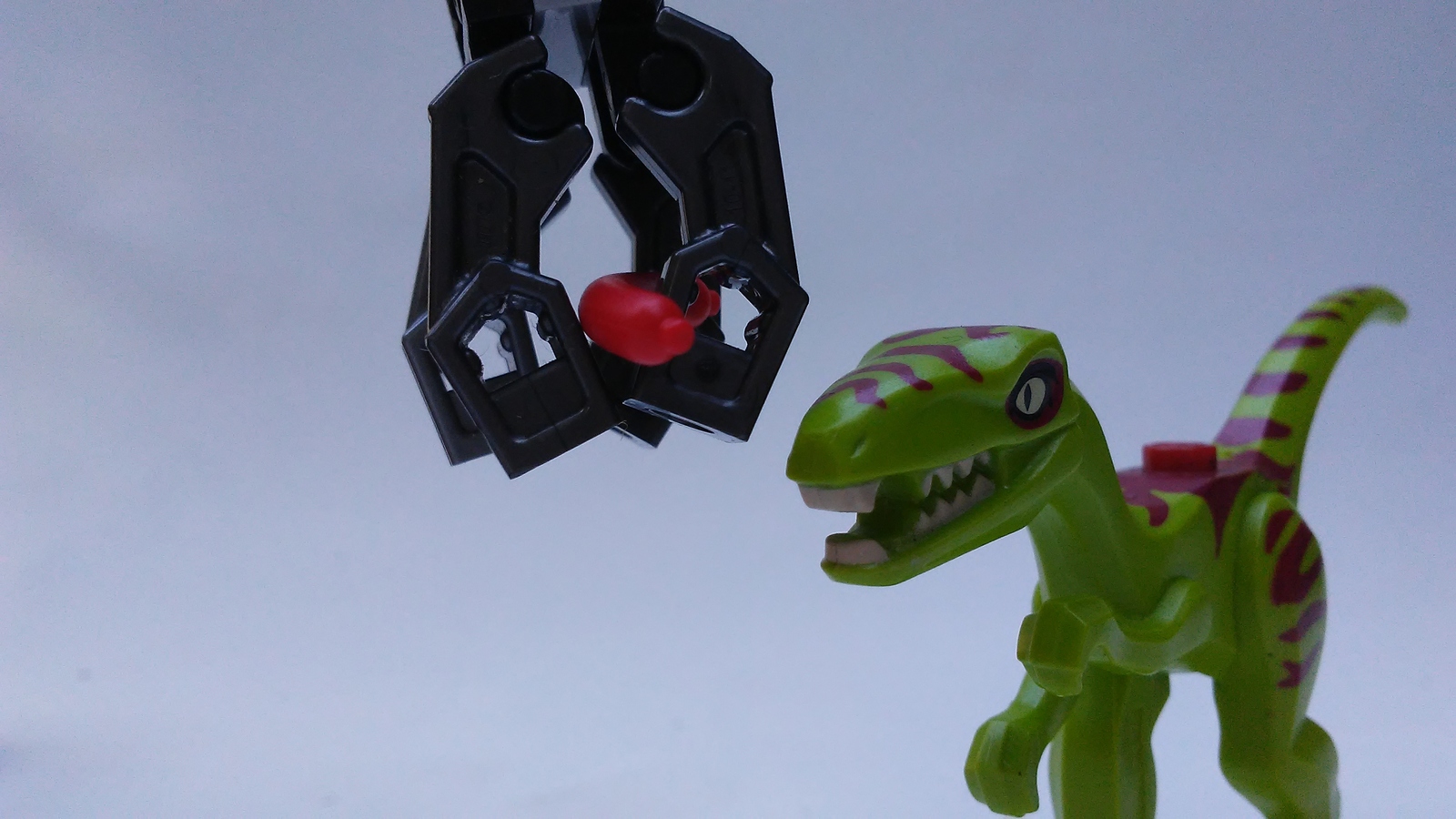 LEGO IDEAS - Product Ideas - Jurassica: Small Raptor Containment Unit