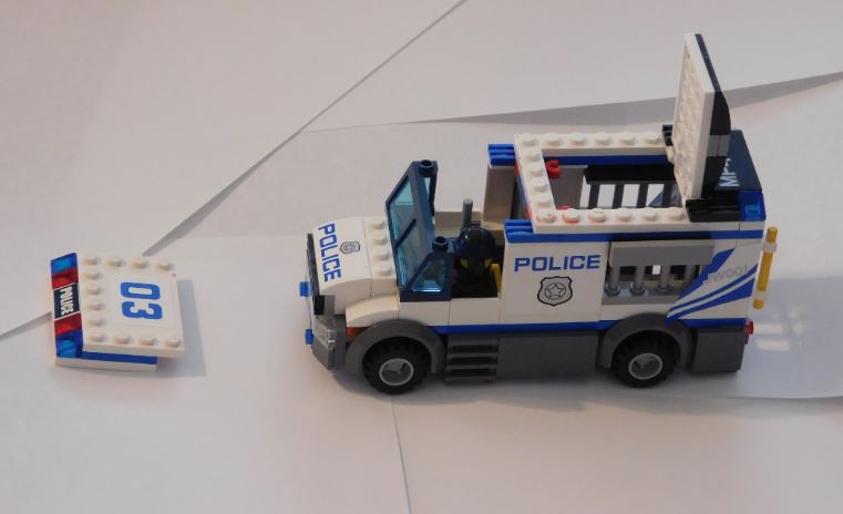 LEGO IDEAS - Product Ideas - Rylan's JW001 Police Van