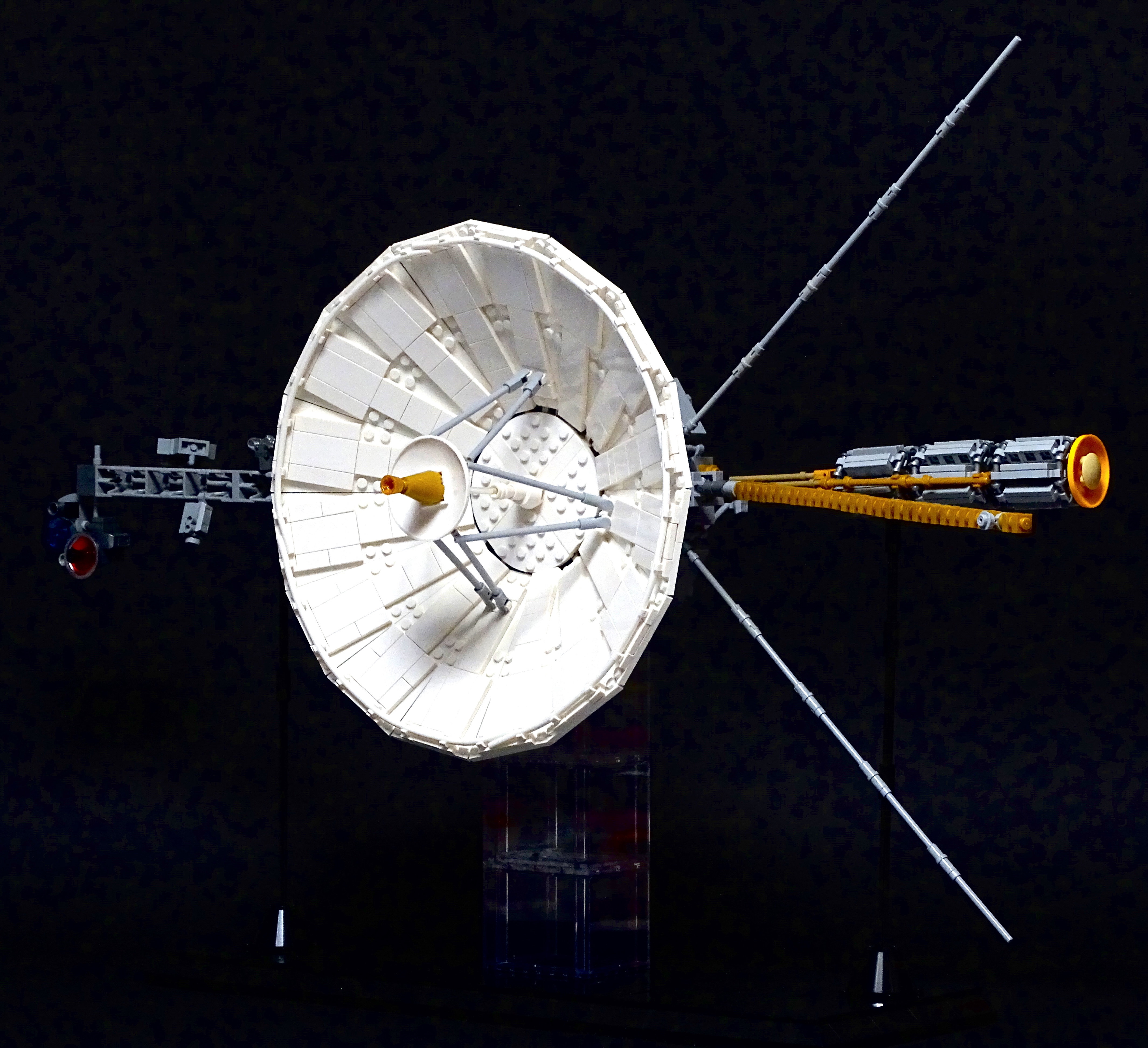 1K pcs Voyager is now in LEGO Ideas : r/lego