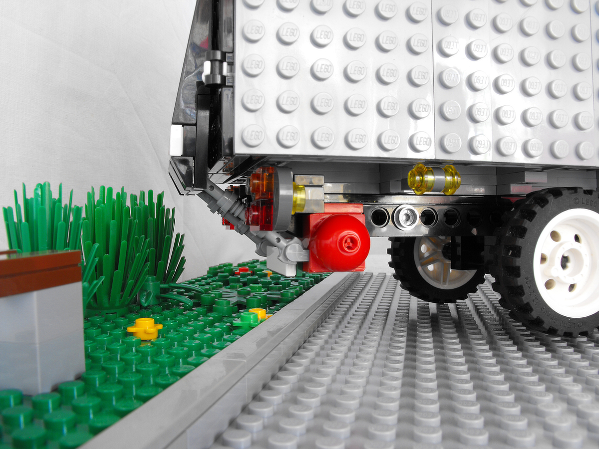 LEGO IDEAS - Product Ideas - Scania Truck - Distribution Box