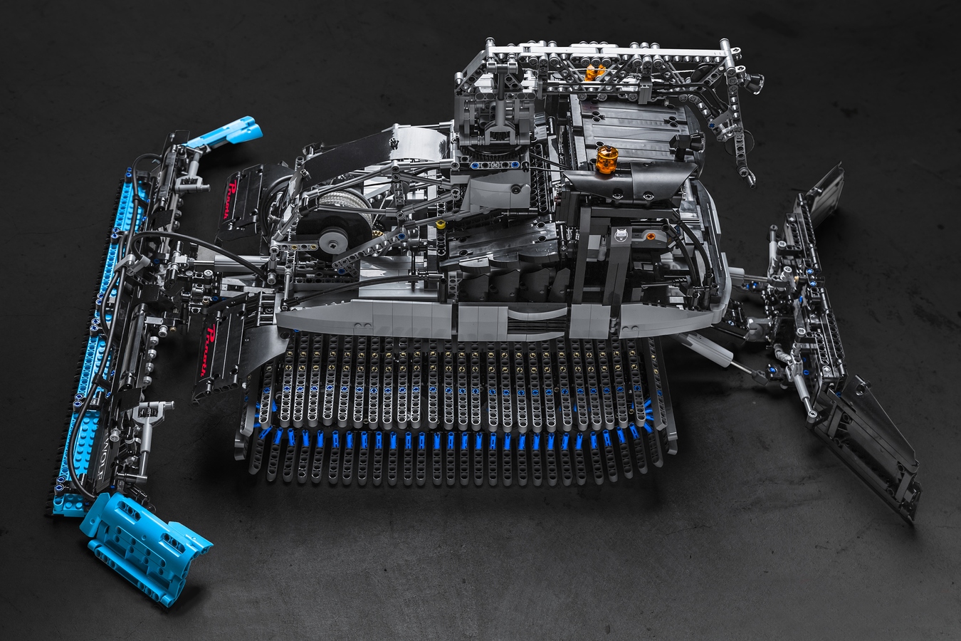 LEGO IDEAS - Product Ideas - Snow-groomer PRINOTH LEITWOLF