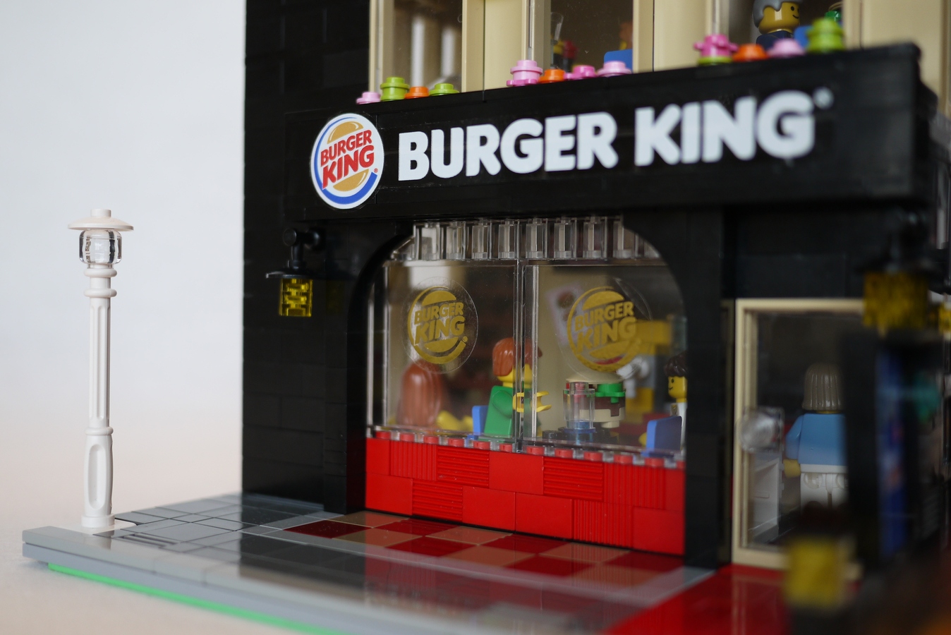 LEGO IDEAS - Product Ideas - Modular Burger King drive through store