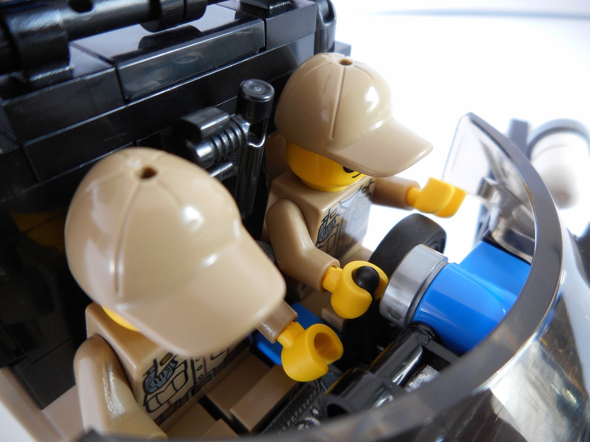 LEGO IDEAS - Product Ideas - Police Pursuit Vehicle