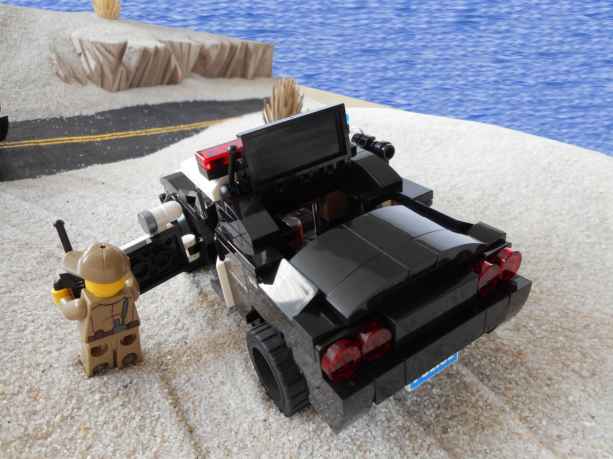LEGO IDEAS - Product Ideas - Police Pursuit Vehicle