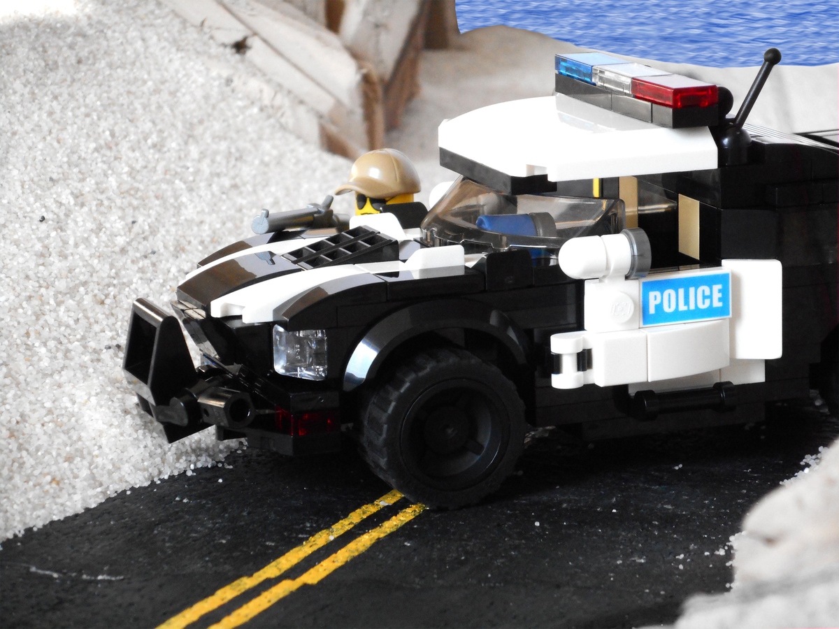 LEGO IDEAS - Product Ideas - Police Pursuit Vehicle
