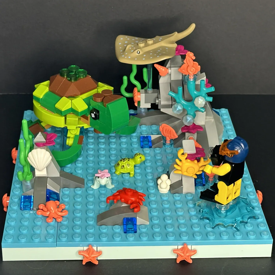 LEGO IDEAS - Me, myself and I - SIngle's Day Underwater Photography