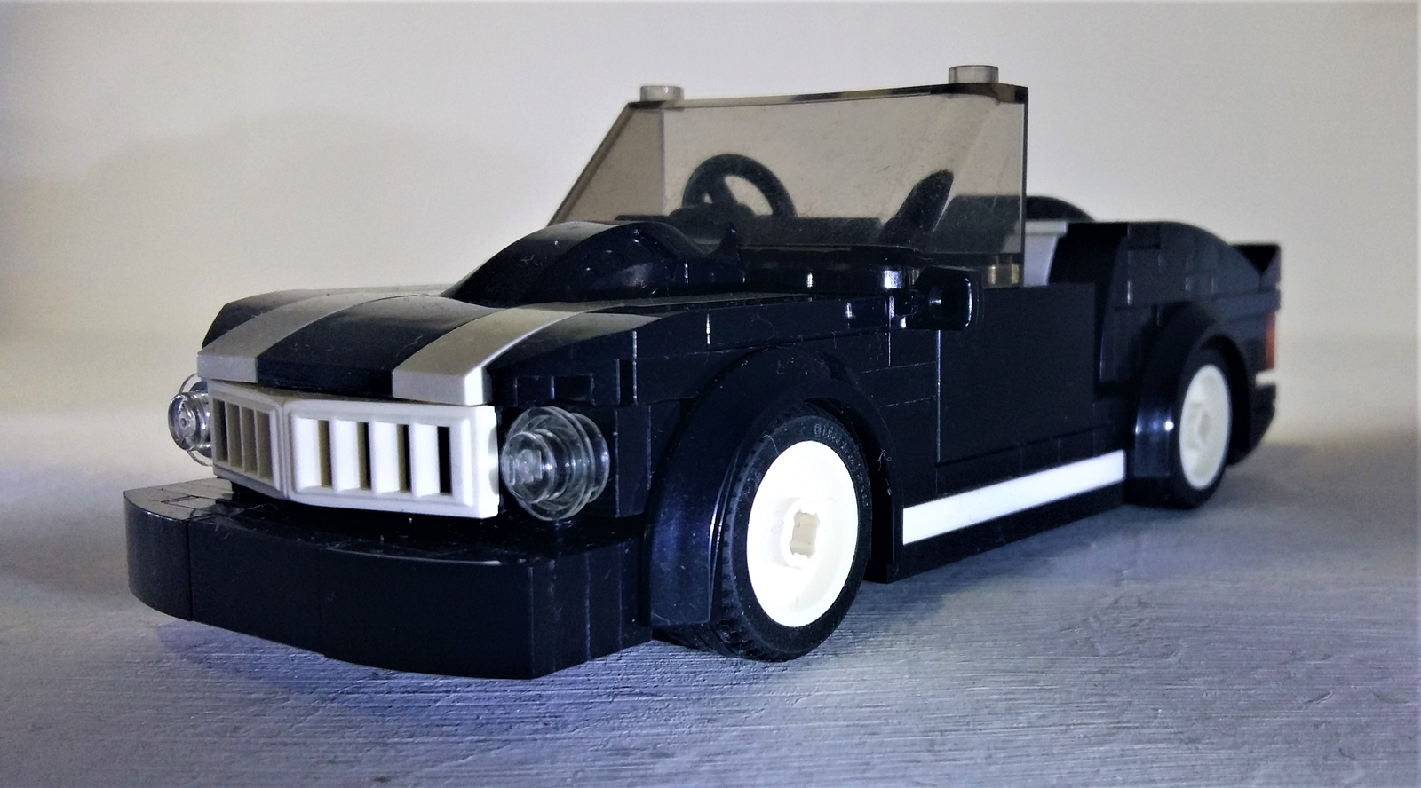 LEGO IDEAS - Build a Vintage car to cruise the streets of LEGO® Modular ...