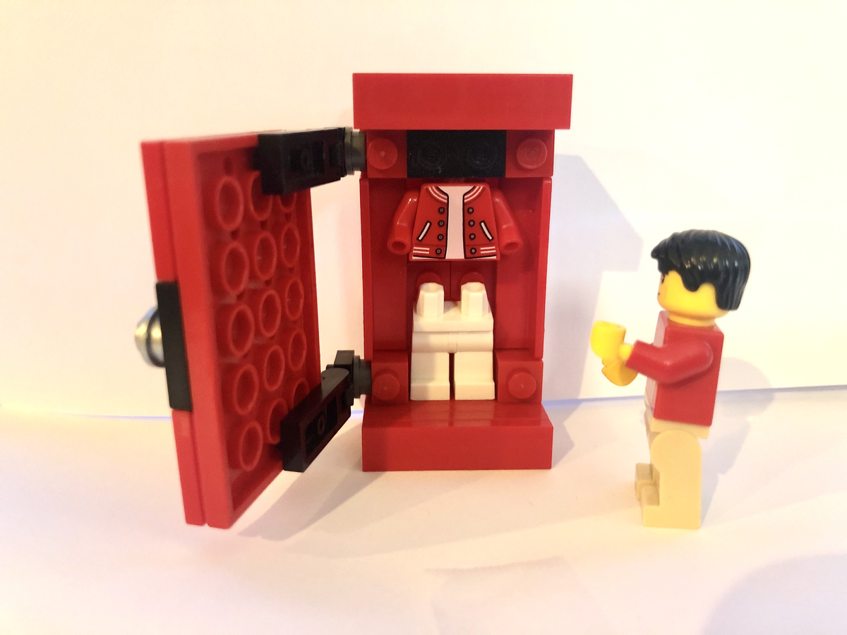 LEGO IDEAS - Build United! - Old Tranford Locker