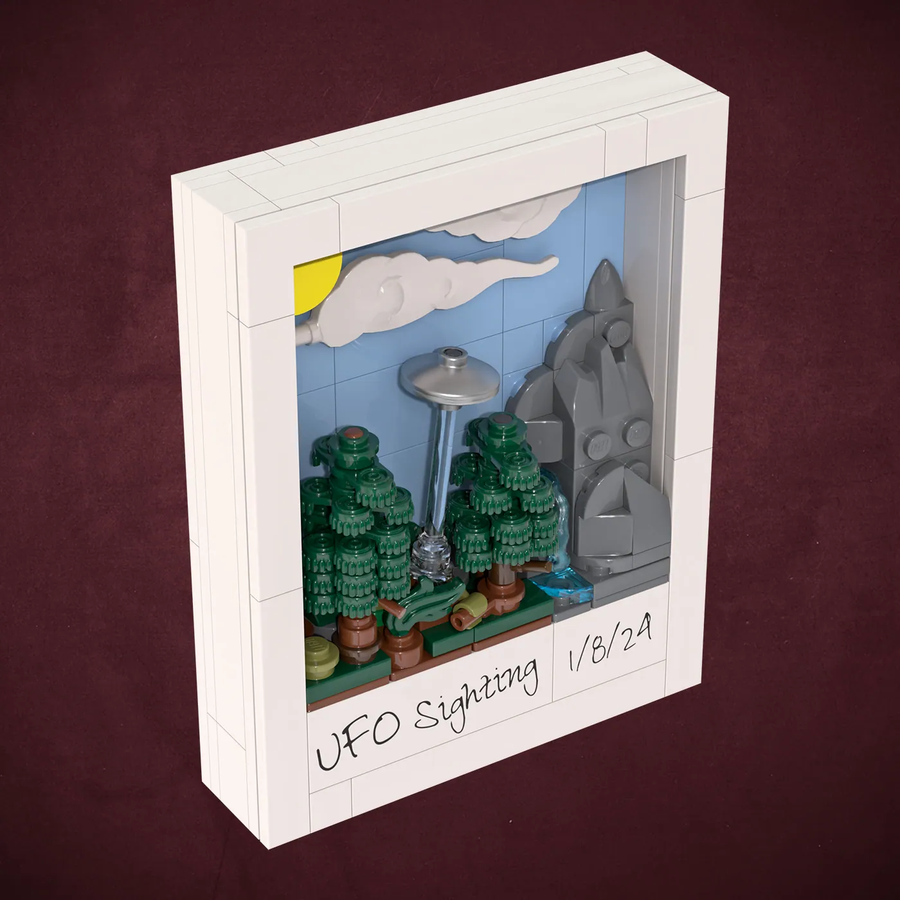 LEGO IDEAS - Picture perfect memories - UFO Sighting in the Forest