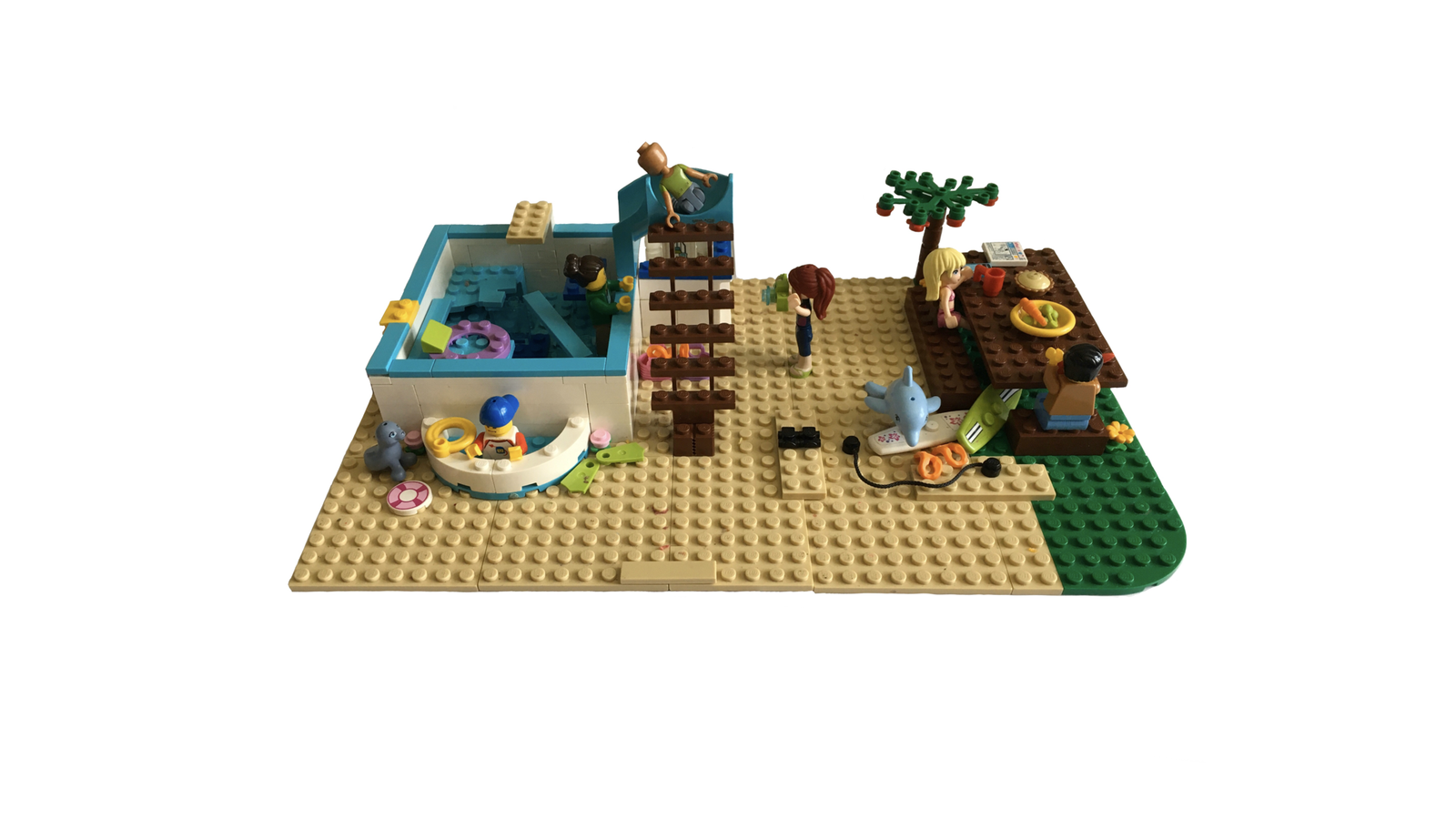 LEGO IDEAS - Build that holiday into THAT holiday! - Fun Family Reunion