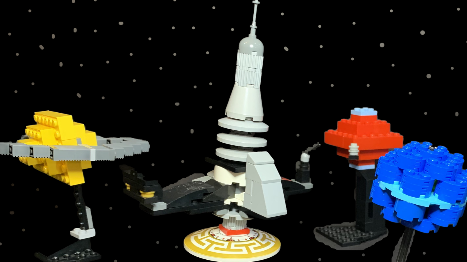 LEGO IDEAS - Out of this World Space Builds! - Spaceship Eternity's Journey