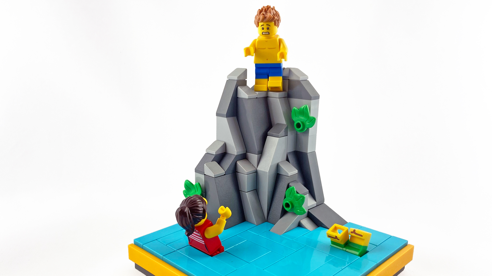 LEGO IDEAS - Do you want to go to the seaside? - Cliff Jumping
