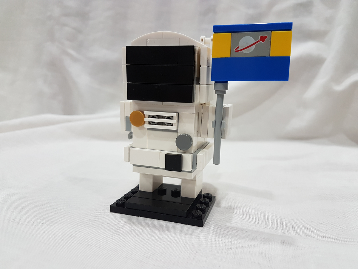 LEGO IDEAS - LEGO Moments in Space - Astronaut Brickhead