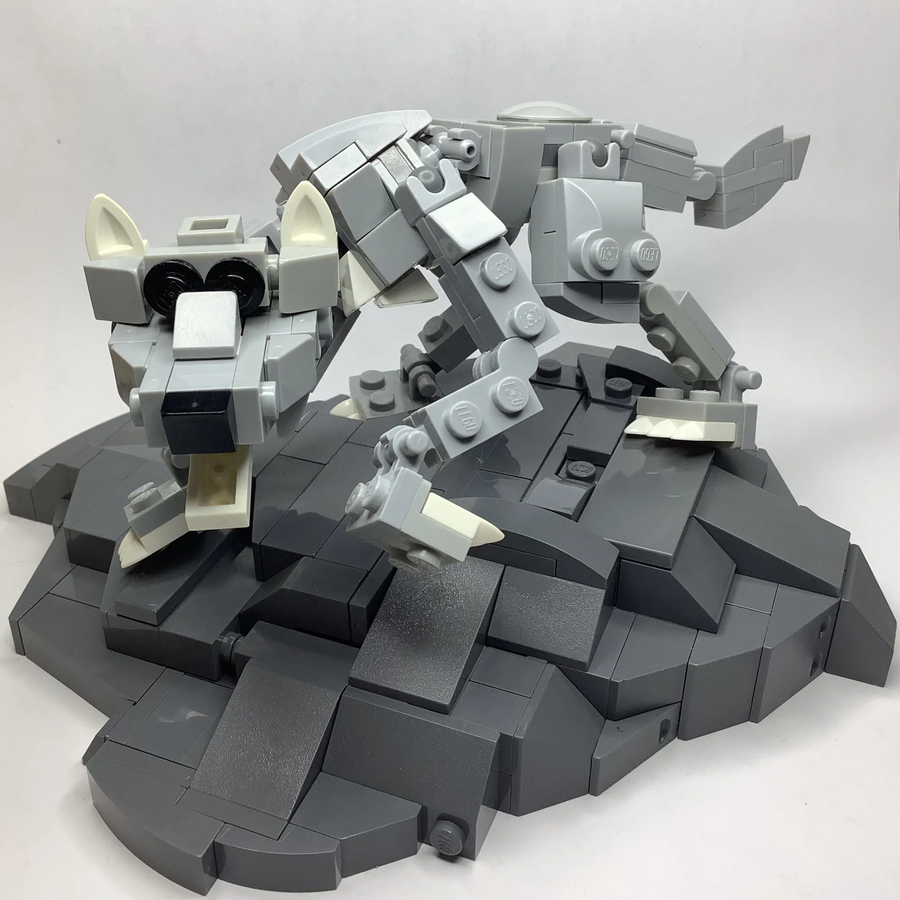 LEGO IDEAS - Build the Gift of Purchase Set of your Dreams - Grey Wolf
