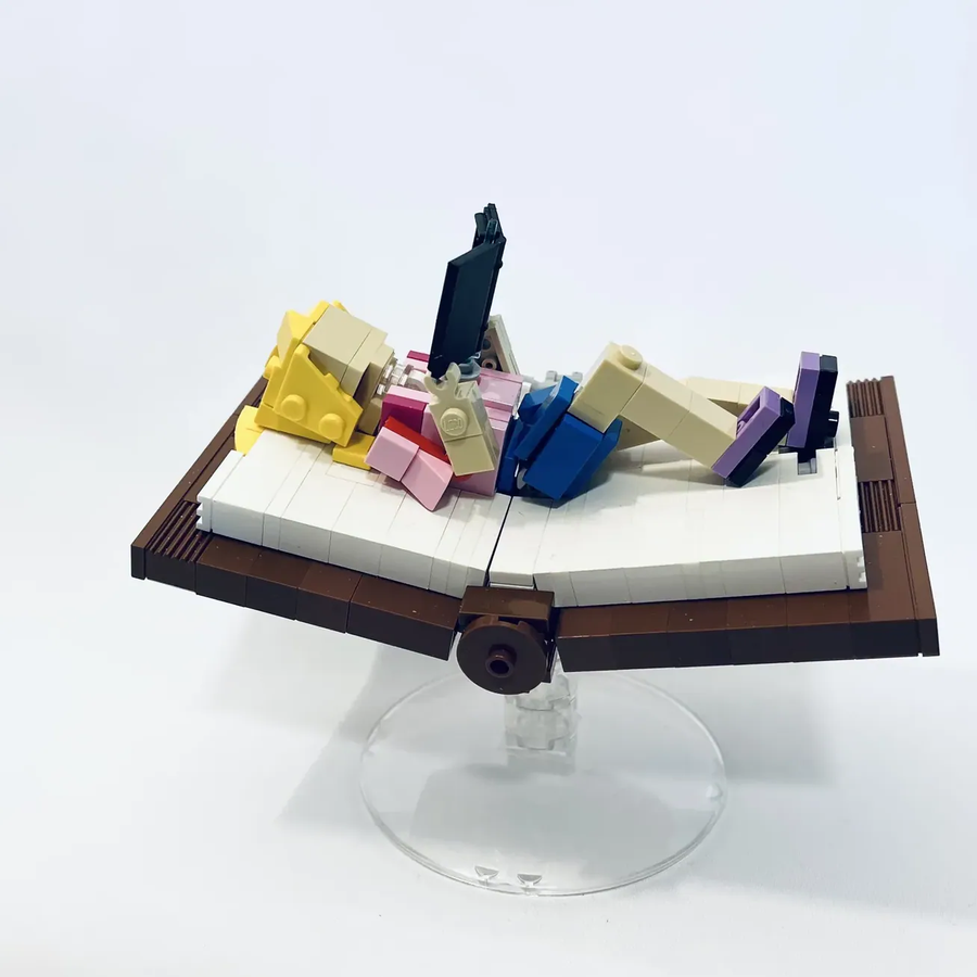 LEGO IDEAS - Me, myself and I - Spellbinding Books