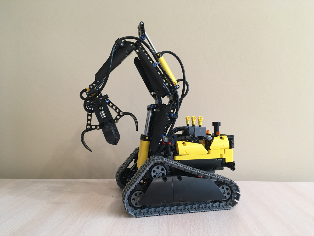 LEGO IDEAS - Build the construction machines of the future! - EAC Grab ...