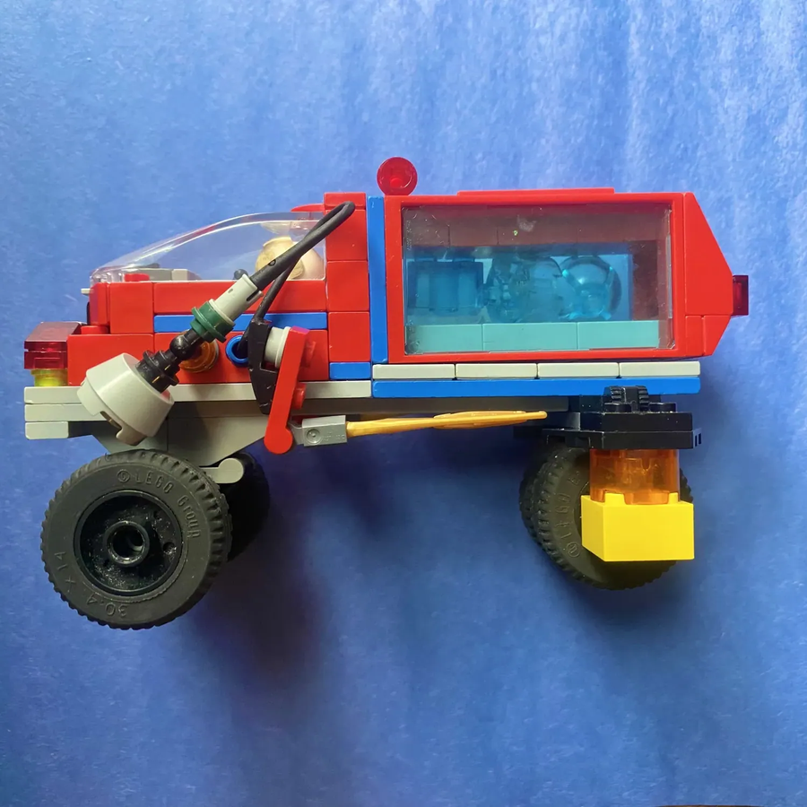 LEGO IDEAS - Exploring The Cosmos - Vehicle: Space Fire Truck