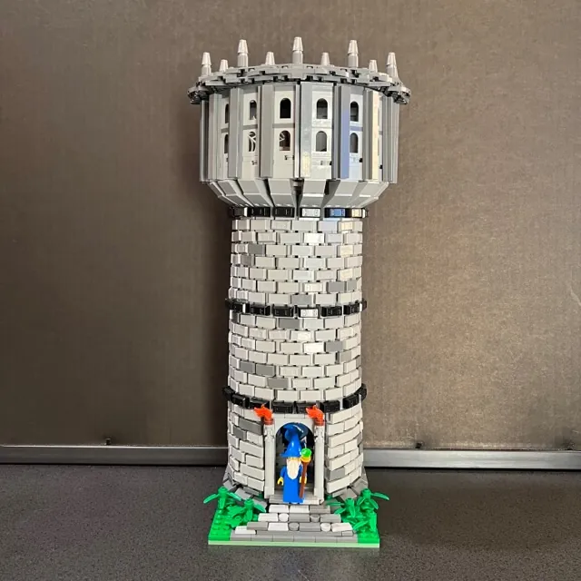 LEGO IDEAS - 50 years of Dungeons & Dragons! - Wizard Tower