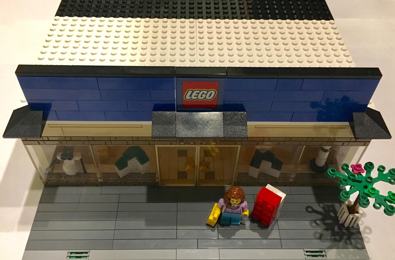 LEGO IDEAS - Modular Lego Store