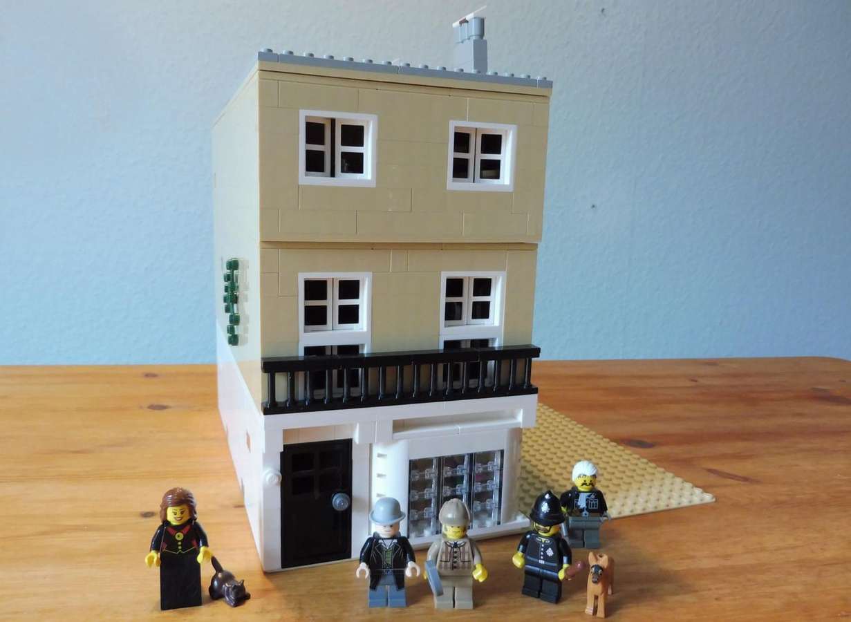 LEGO IDEAS - 221b Bakerstreet - Home of Sherlock Holmes and Dr. Watson