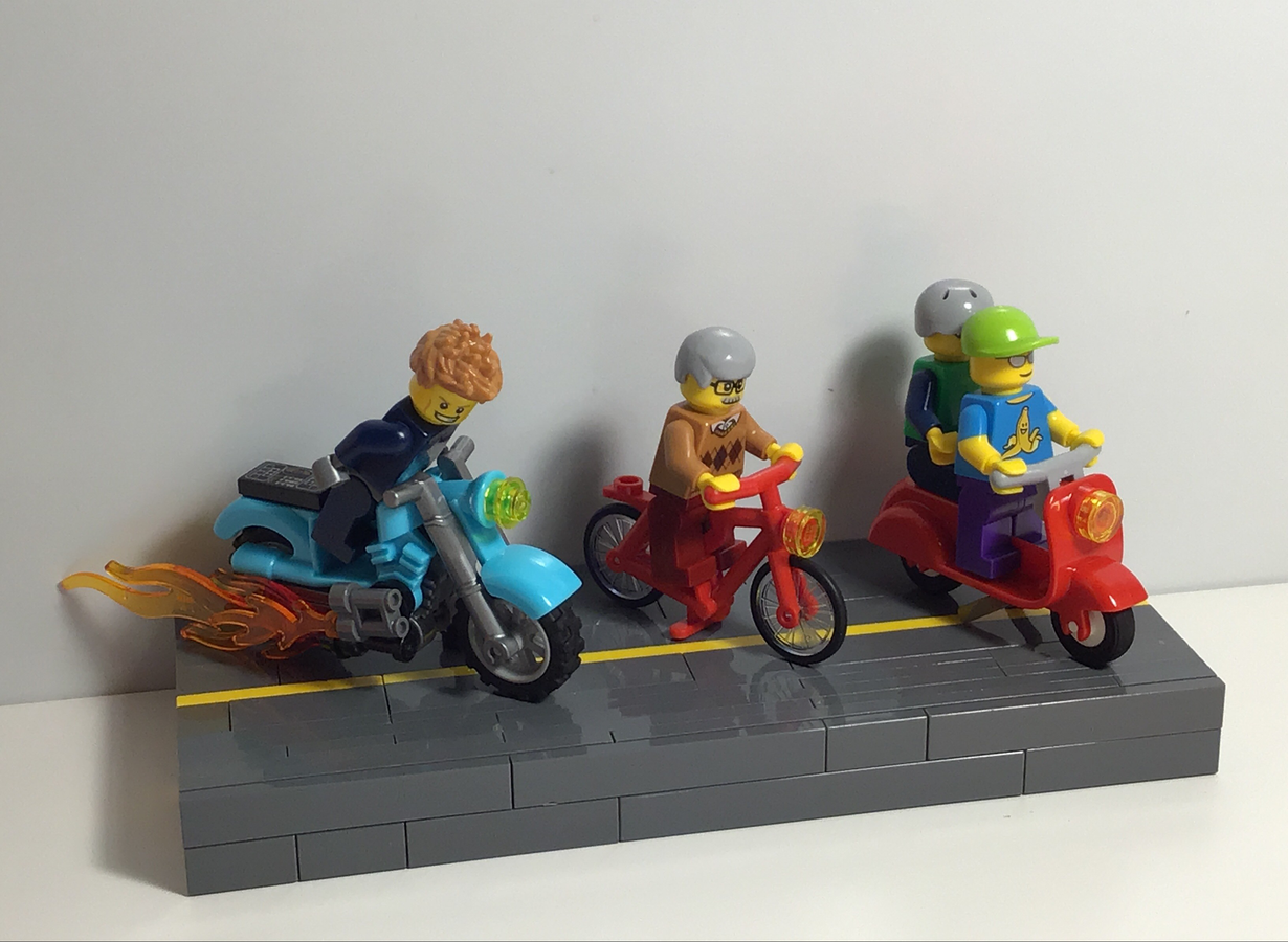 LEGO IDEAS - The Bikers Route