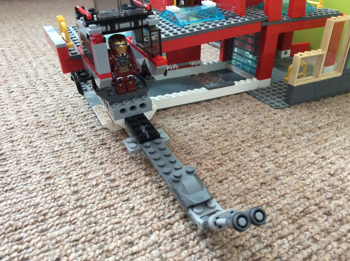 Stark Industries Building Lego
