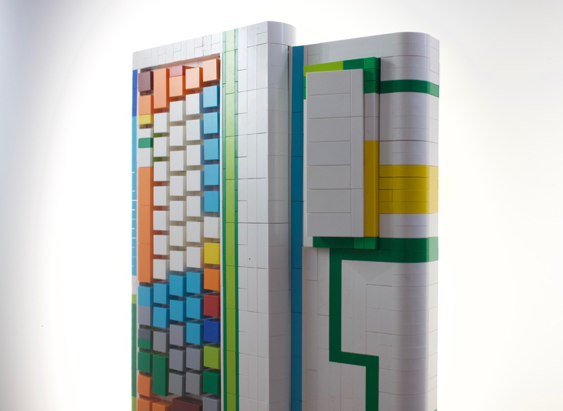 LEGO IDEAS - Design Your Own Desktop Computer Kit.