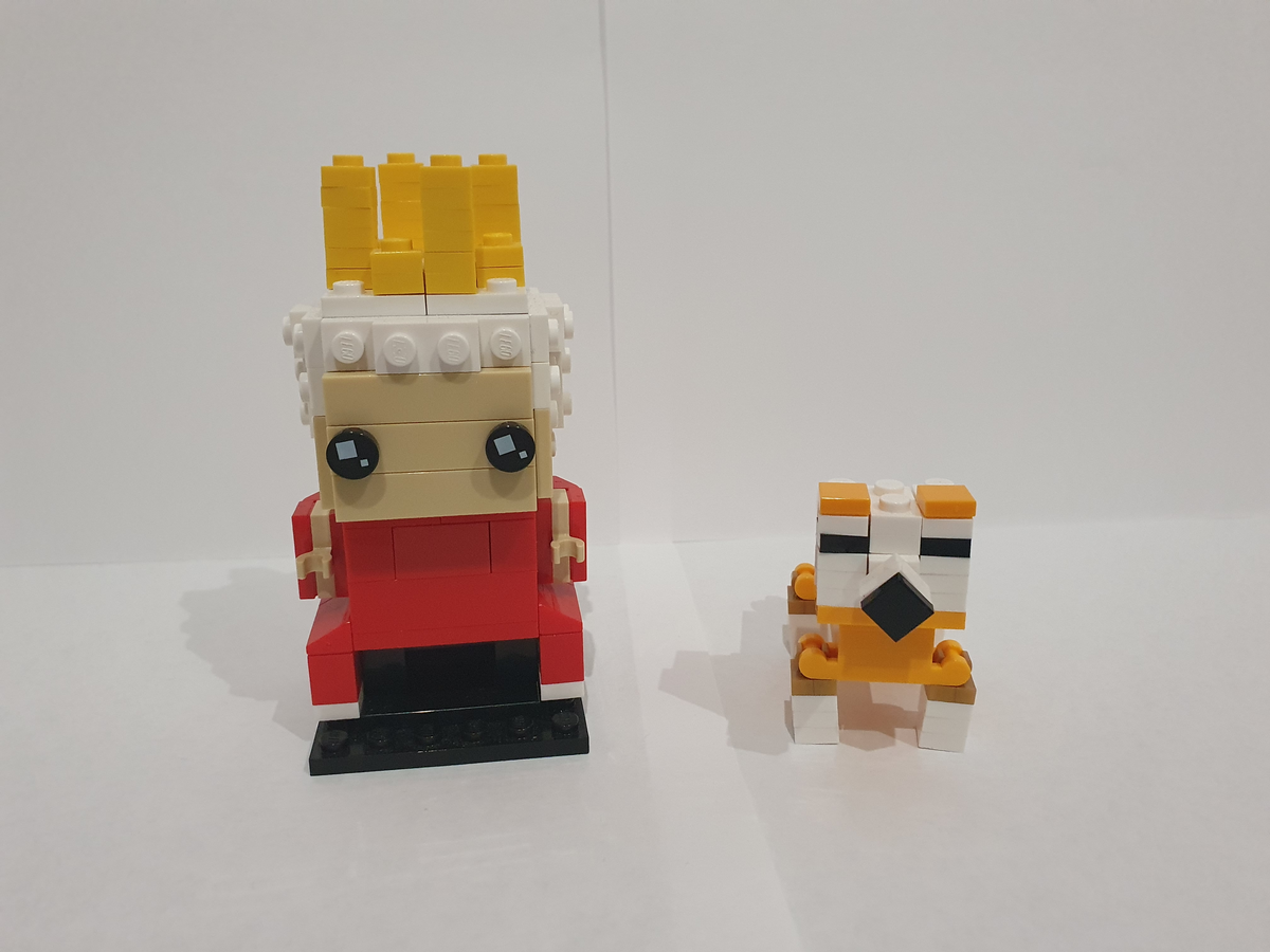 LEGO IDEAS - Queen Elizebeth II and Her Corgi
