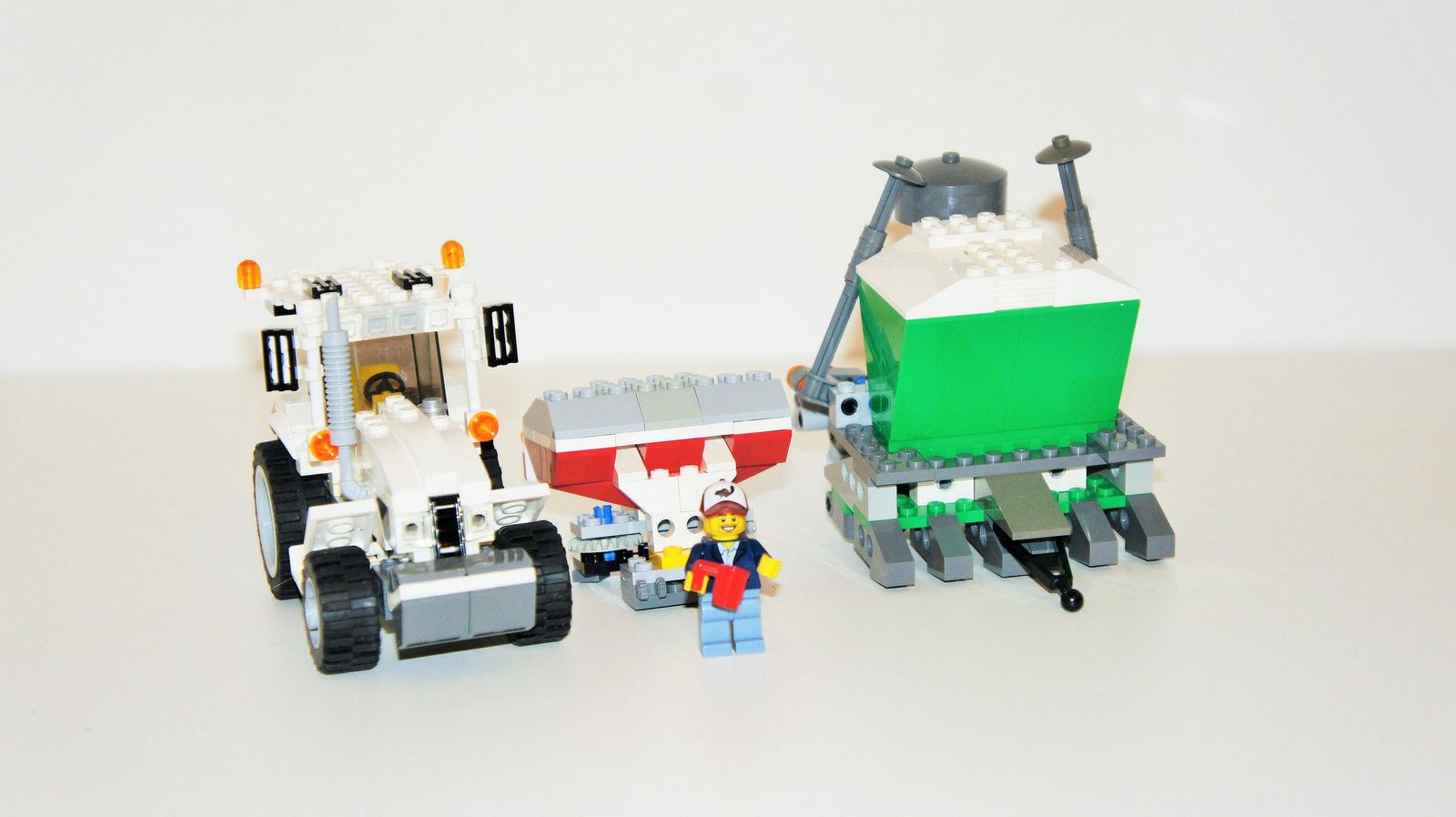 LEGO IDEAS - City Farm Tractor