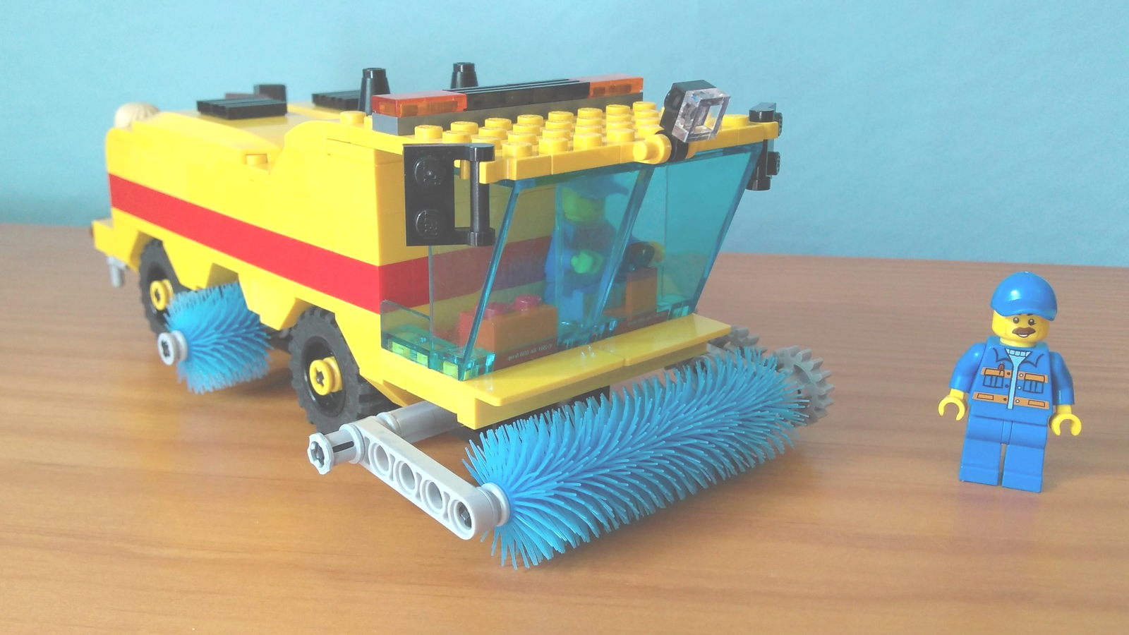 LEGO IDEAS - City Street Sweeper