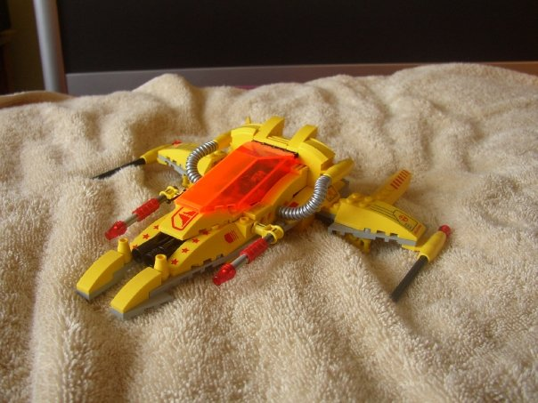 LEGO IDEAS - Yellow fighter