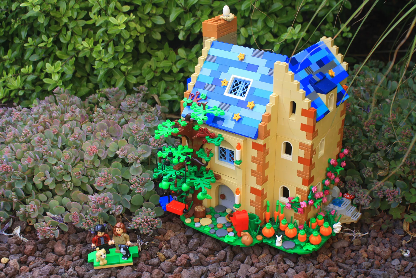 LEGO IDEAS - Red'n Blue Sweet Home 3