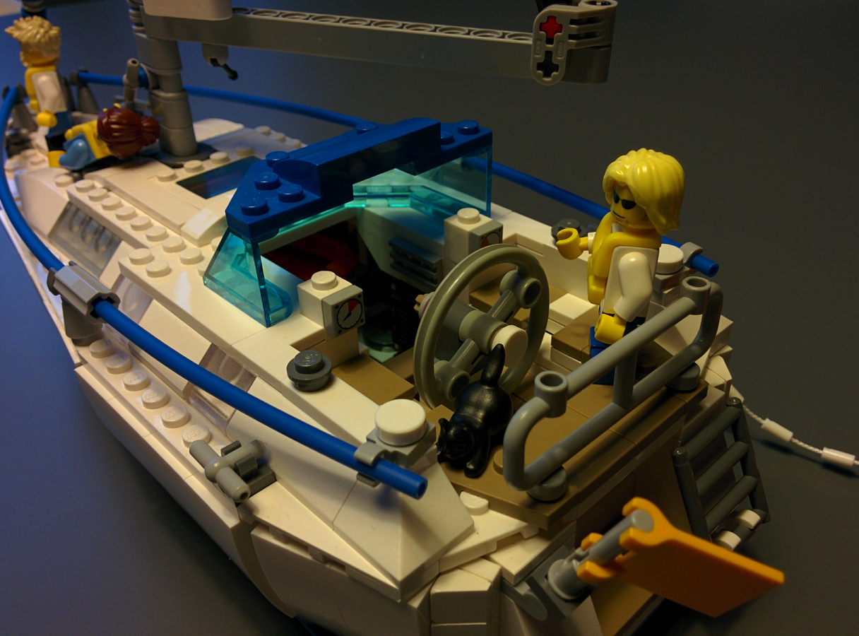 LEGO IDEAS - Sailing Yacht