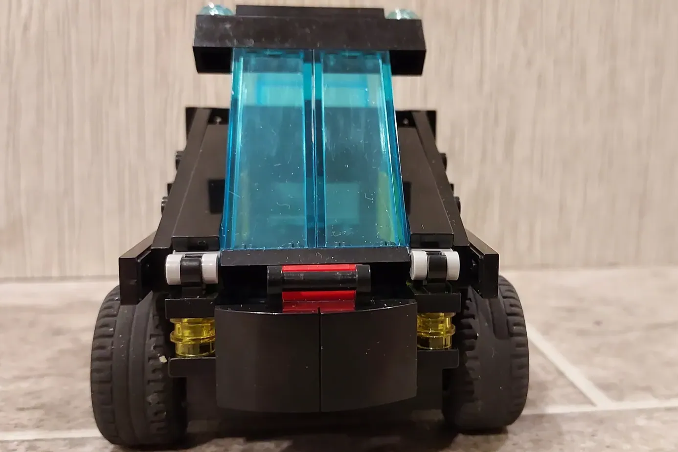 LEGO IDEAS - EV Futuristic Truck