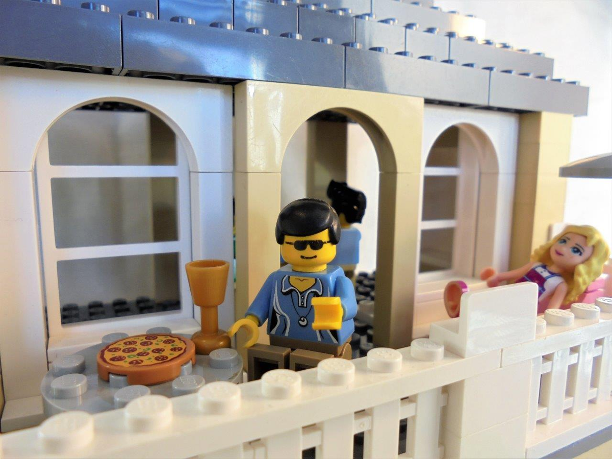 LEGO IDEAS - Spanish House