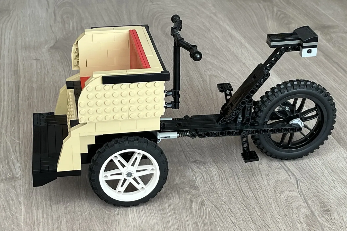 LEGO IDEAS - Cycling Without Age Trishaw (Triobike Taxi)