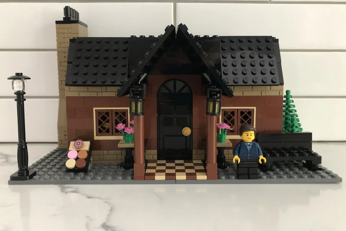 LEGO IDEAS - Just Desserts Bakery and Cafe