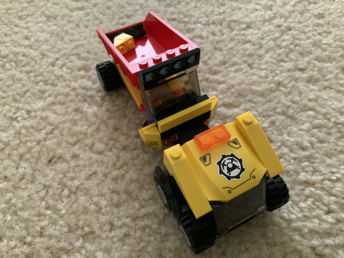 LEGO IDEAS - Double Dump Truck