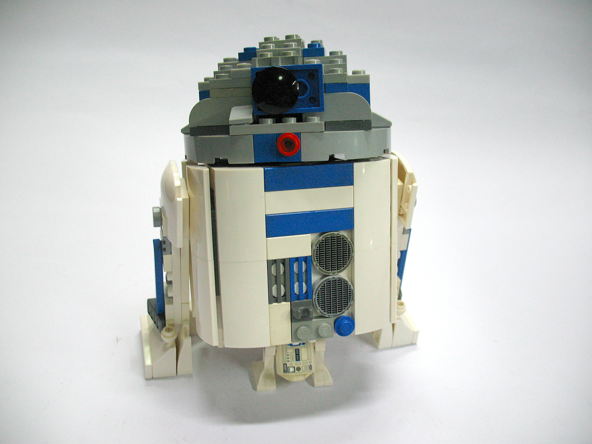 LEGO IDEAS - R2D2 Mecha Suit for R2D2