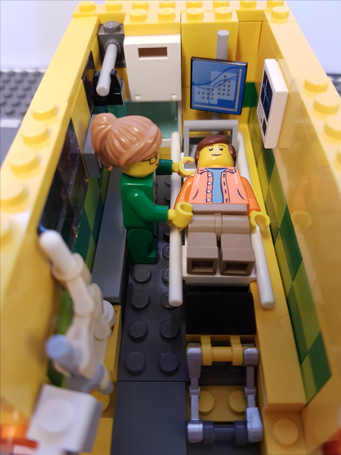 LEGO IDEAS - Medical Emergency Set