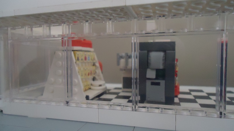 LEGO IDEAS - Supermarket & Hardware Store