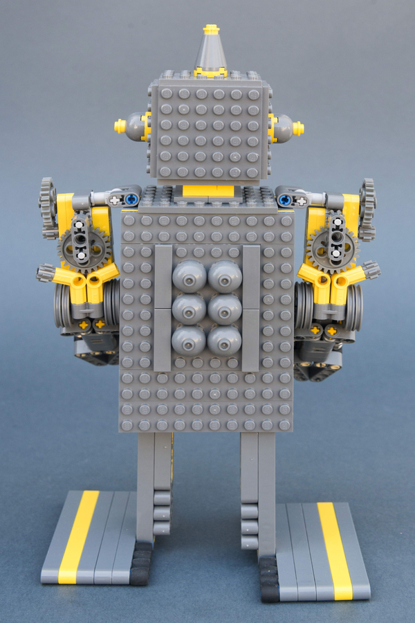 LEGO IDEAS - Wind-up Robot
